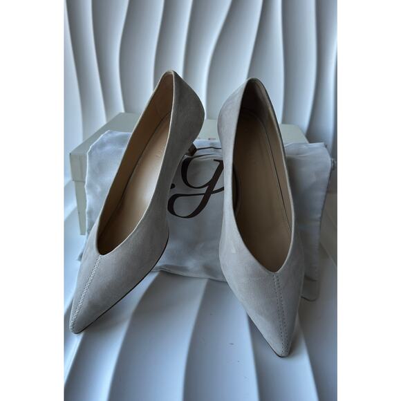 M.Gemi | Shoes | M Gemi The Marzia Italian Kitten Heel Pumps Oatmeal ...
